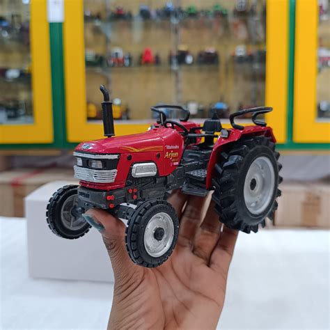 Arjun 605 Model Tractor T House
