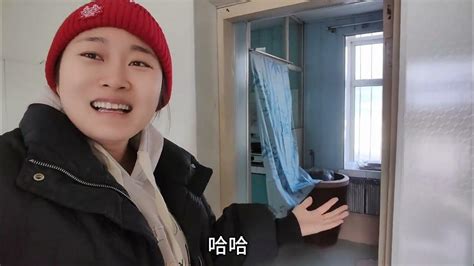 新房开始改造了！整个室内卫生间，这平房和楼一样方便！刺老芽要捡苞米喂小鸡，知道大姑家迎来了小龙女，母女平安全家都开心！ Youtube