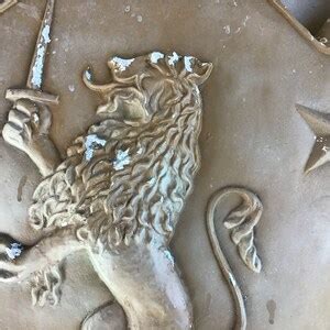 Vintage Large Cast Metal Coat Of Arms Porch House Bar Man Cave