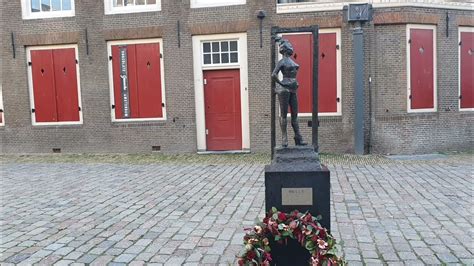 Belle Sex Worker Commemorative Statue In Amsterdam Youtube