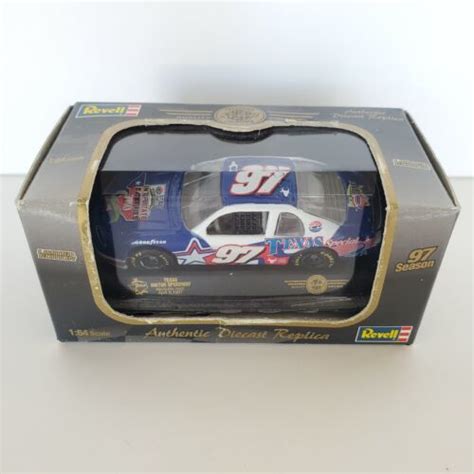 Vintage 1997 Revell 124 Scale Nascar 97 Texas Special Season Diecast