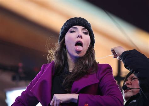 Whitney Cummings Celebrates New Year At Times Square In New York 1231