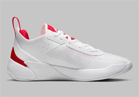 Hình ảnh Mới Nhất Của đôi Sneaker Jordan Luka 1 Fire Red