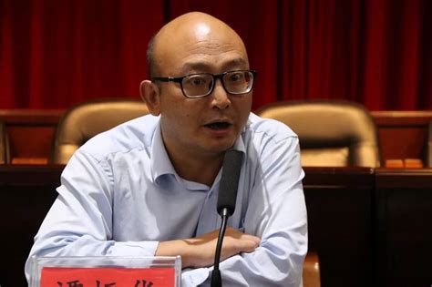 谭振华谭振华东学持股大山谷图库