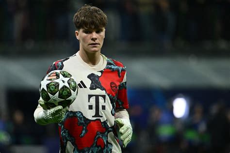 Report Bayern Munich Look To Bring U 19 Goalkeeper Leon Klanac To Club World Cup Ahead Of Sven