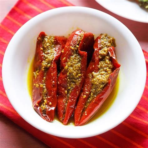 Red Chili Pickle Lal Mirch Ka Achar Dassanas Veg Recipes
