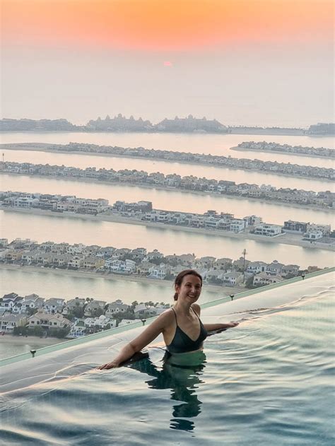 Aura Skypool Bezgalības Baseins Dubaijā