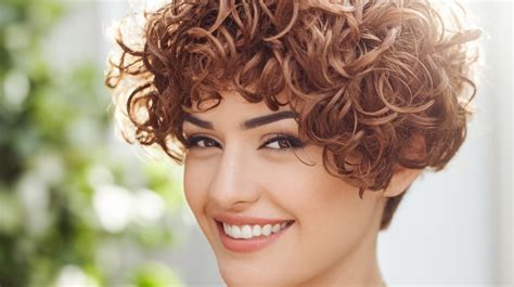 7 Diy Pixie Haircut Tutorials That Save You Time And Salon Cash