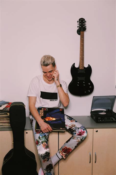 Mikolas Josef 24 Než Se Dostal Na Eurovizi Umýval Záchody