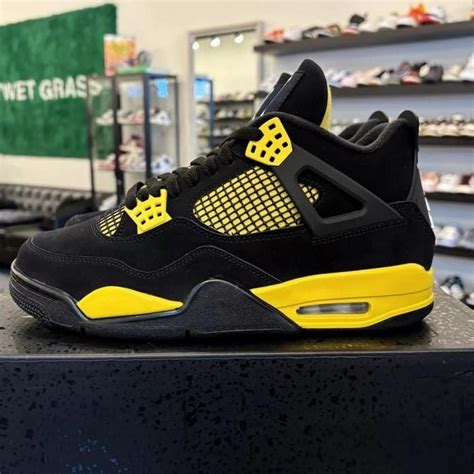 Air Jordan 4 Retro Yellow Thunder Comes With Its Depop