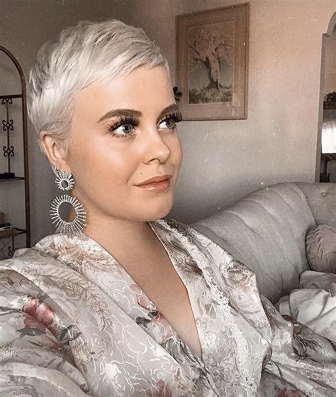 [foto] Pixie Cut Il Taglio Più Iconico Di Sempre Alcune Foto Con Ciuffo Da Condividere