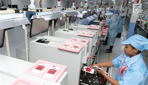 Photo Melihat Dari Dekat Isi Dapur Pabrik Smartphone Xiaomi Di Batam Foto