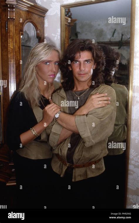 Thomas Anders Sänger Der Band Modern Talking Mit Freundin Nora