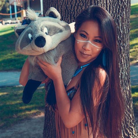Pocahontas Cosplay