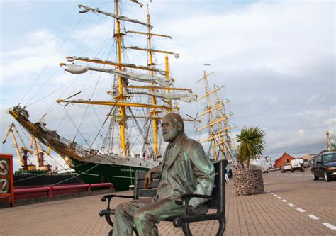 Piemineklis Latviešu Jūrniecības Pamatlicējam Krišjānim Valdemāram Visitventspils