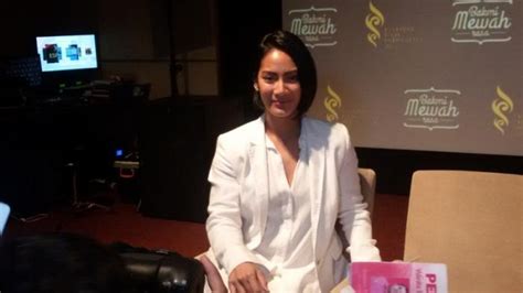 Tara Basro Tampil Fresh Dengan Gaya Rambut Terbaru