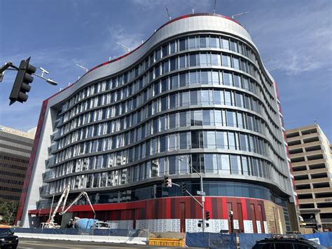 Choc Opens 300m Outpatient And Research Tower Orange County Business