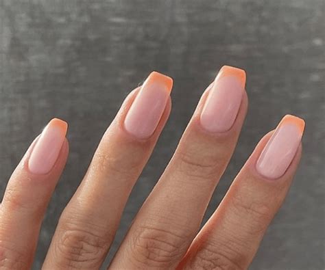 کاشت ناخن هلویی چیست 15 مدل کاشت هلویی ناخن