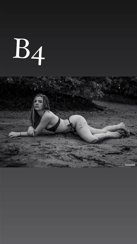 Devlyn Macabres Feet