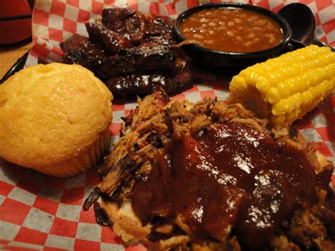 Famous Daves Bbq In Westland Michigan