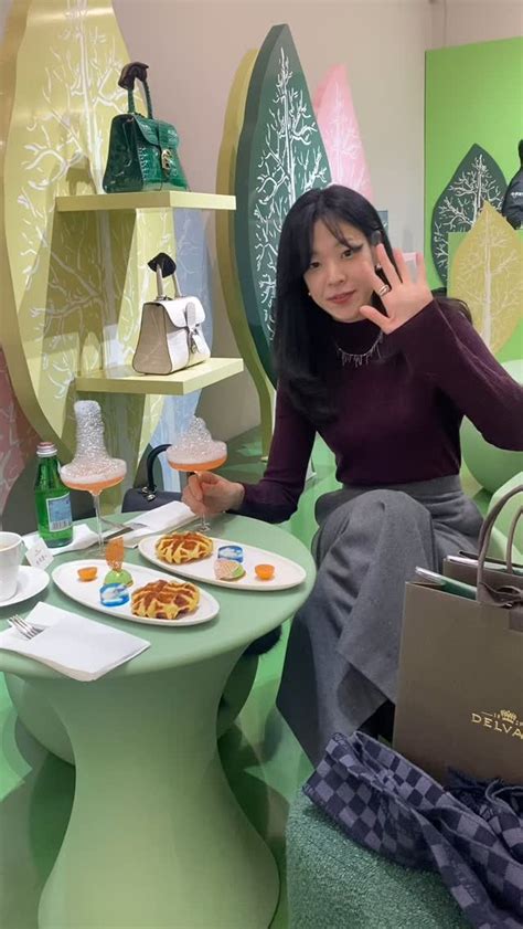 이지은 Hanokfit • Instagram Photos And Videos