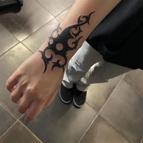 Jesse Pinkman Tattoo Hand Symbolism And Legacy In Pop Culture