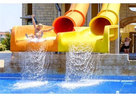 Toboggan Aquatique Plongeon Aquaslide Fabricant Toboggan Aquatique