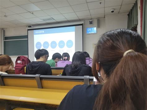 课上老师提到李老师了 Rrealchinairl