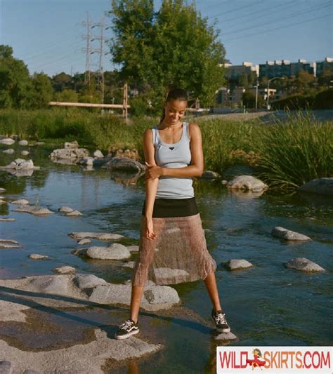 Ella Balinska Ellabalinska Nude Instagram Leaked Photo