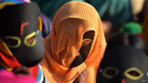 දහතන කලලයක කනත සර මලක BBC News සහල