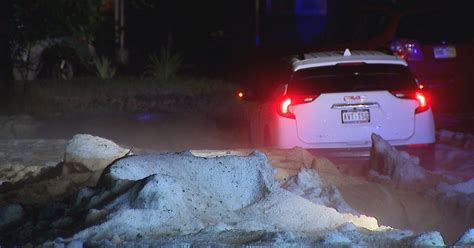 Tow Trucks Called After Vehicles Get Stuck In Aurora Hail Storm Cbs