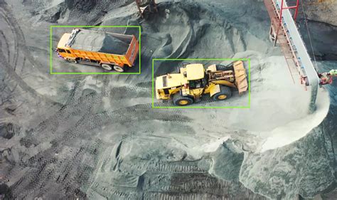 Comparison Tight Bounding Boxes Vs Loose Bounding Boxes