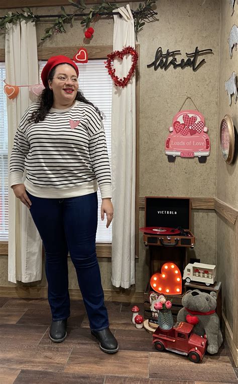 Plus Size Outfit Ideas For Valentines Day