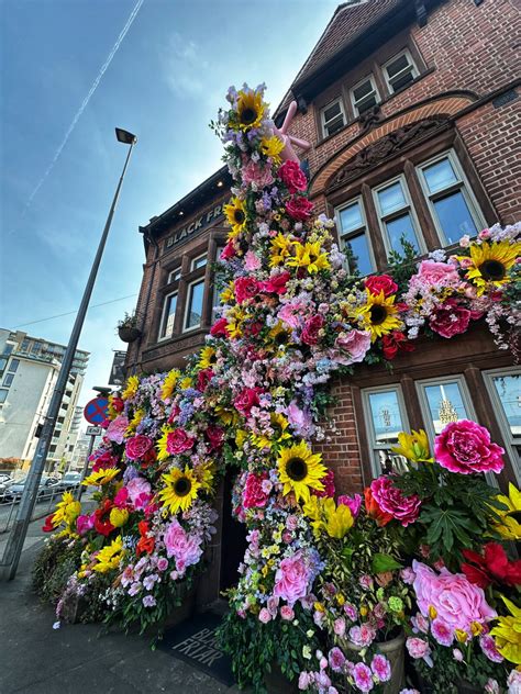 Inside The Black Friar As Salford Pub Unveils Incredible Floral Display