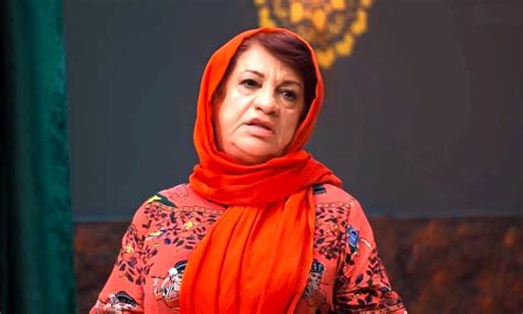 ناهید مسلمی و دخترش در کنسرت امید حاجیلی با استایل های عجیب عکس