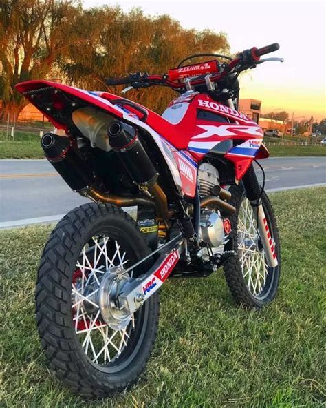Motocicletas De Motocross Motos De Motocross Motos Geniales Motos 250