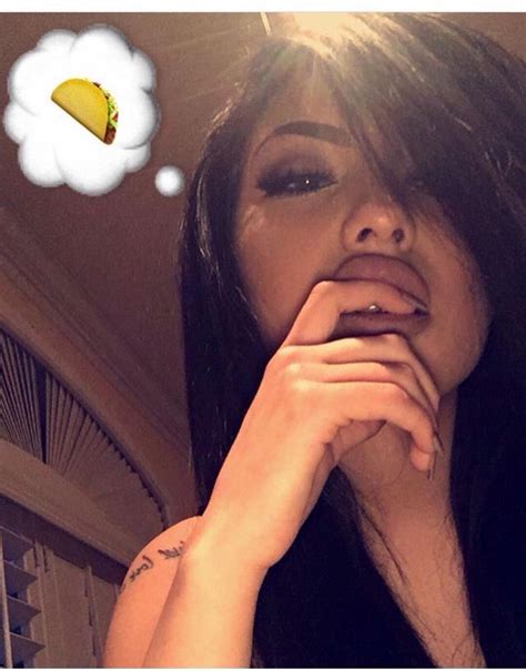 Queena Snapchat Selfies Makeup Beauty