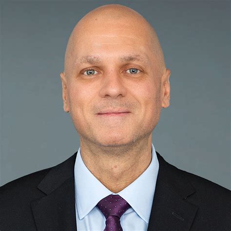 Dr Kenneth J Mroczek Md New York Ny Orthopedic Surgeon