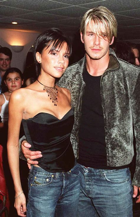 La Cronología De La Relación De David Y Victoria Beckham Us Weekly