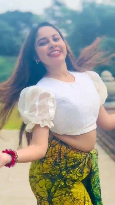 සද සලුව විලස ලදේ දෑසම සනසන ලදේ 💃 Sinhala Songs New Viral Shortsfeed Music Remix Shorts