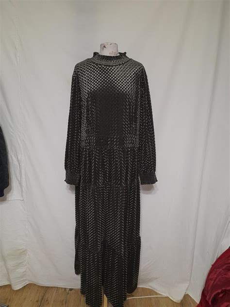 Довга сукня — ціна 450 грн у каталозі Довгі сукні Купити жіночі речі за доступною ціною на Шафі