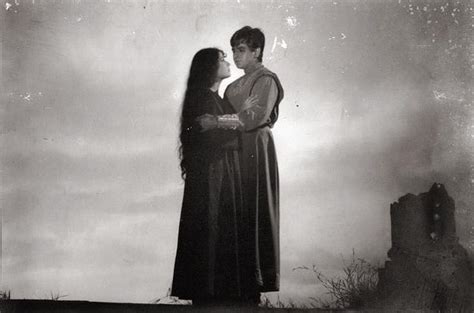 Meena Kumari And Dilip Kumar