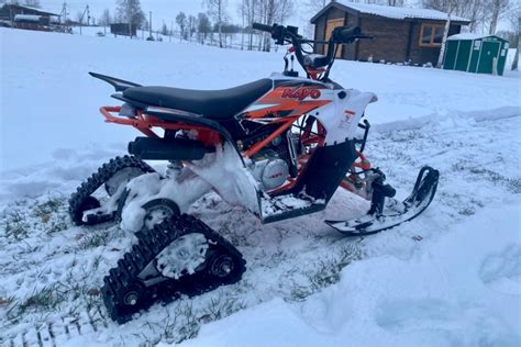 Pasivažinėjimas Keturračiu Vaikui Specialioje Trasoje