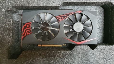 ASUS Expedition Radeon RX 570 OC 4GB GDDR5 - Grafična kartica