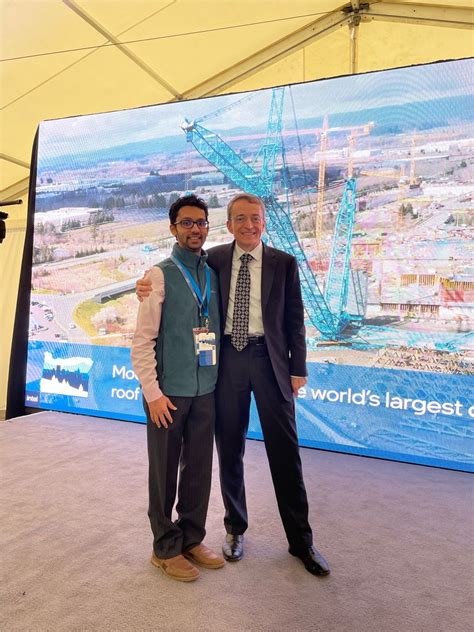 Nanolab Alumnus Vishak Venkatraman Phd 2017 With Pat Gelsinger Intel Ceo At The Dedication