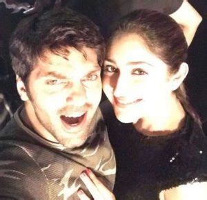 Sayesha Saigal Age Height Husband Biography Family Affair More