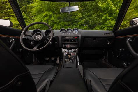 Nissan 280z Interior