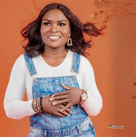 Adesola Golden Stories Beautiful Love Song🎻 🌹