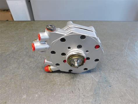 450sl 450slc 450sel Fuel Distributor 0438100041 Remanufactured Ebay