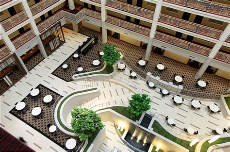 Embassy Suites By Hilton Chicago Downtown River North 167 ̶2̶1̶9̶